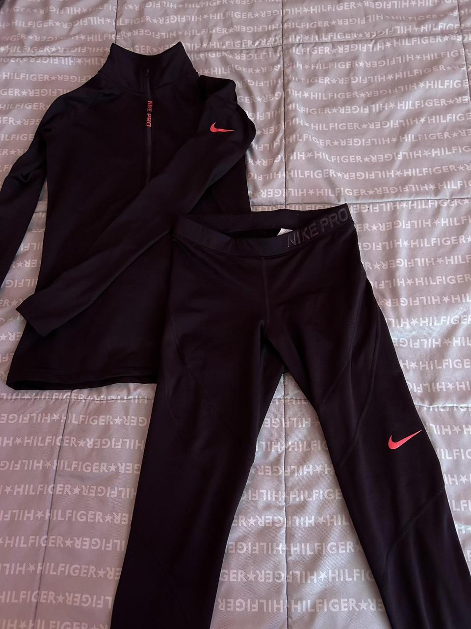 nike pro set worn twice - Depop