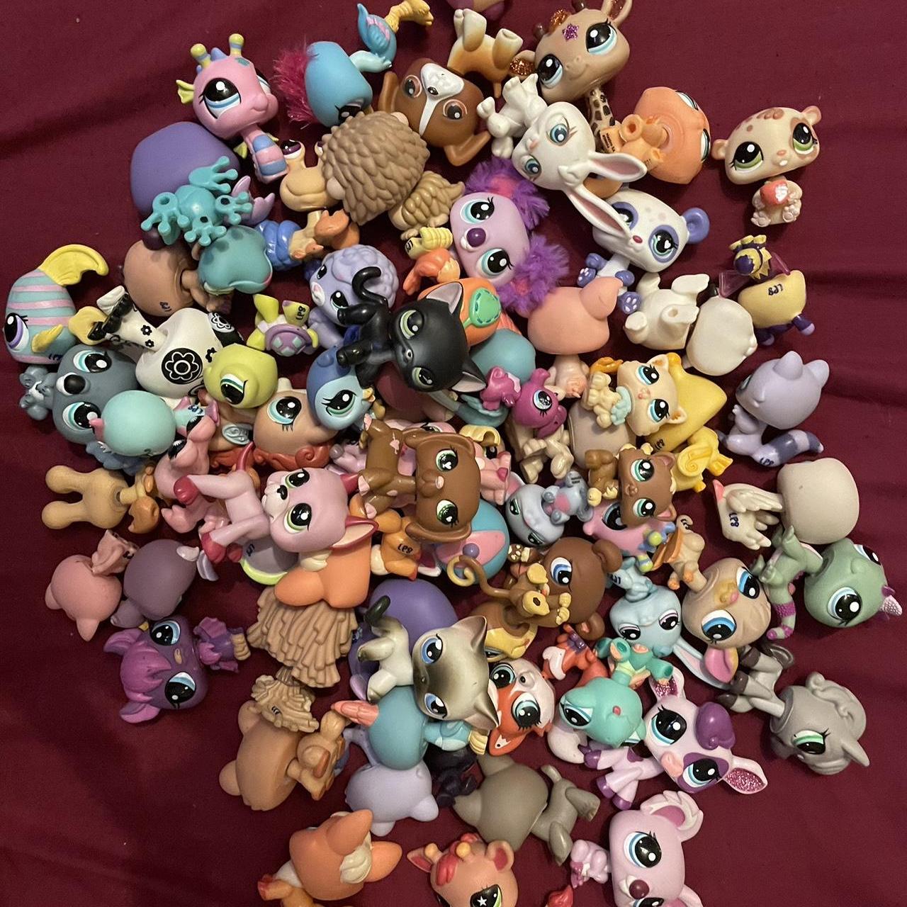 Littlest Pet Shop LPS Authentic 3PCS randomized... | Depop