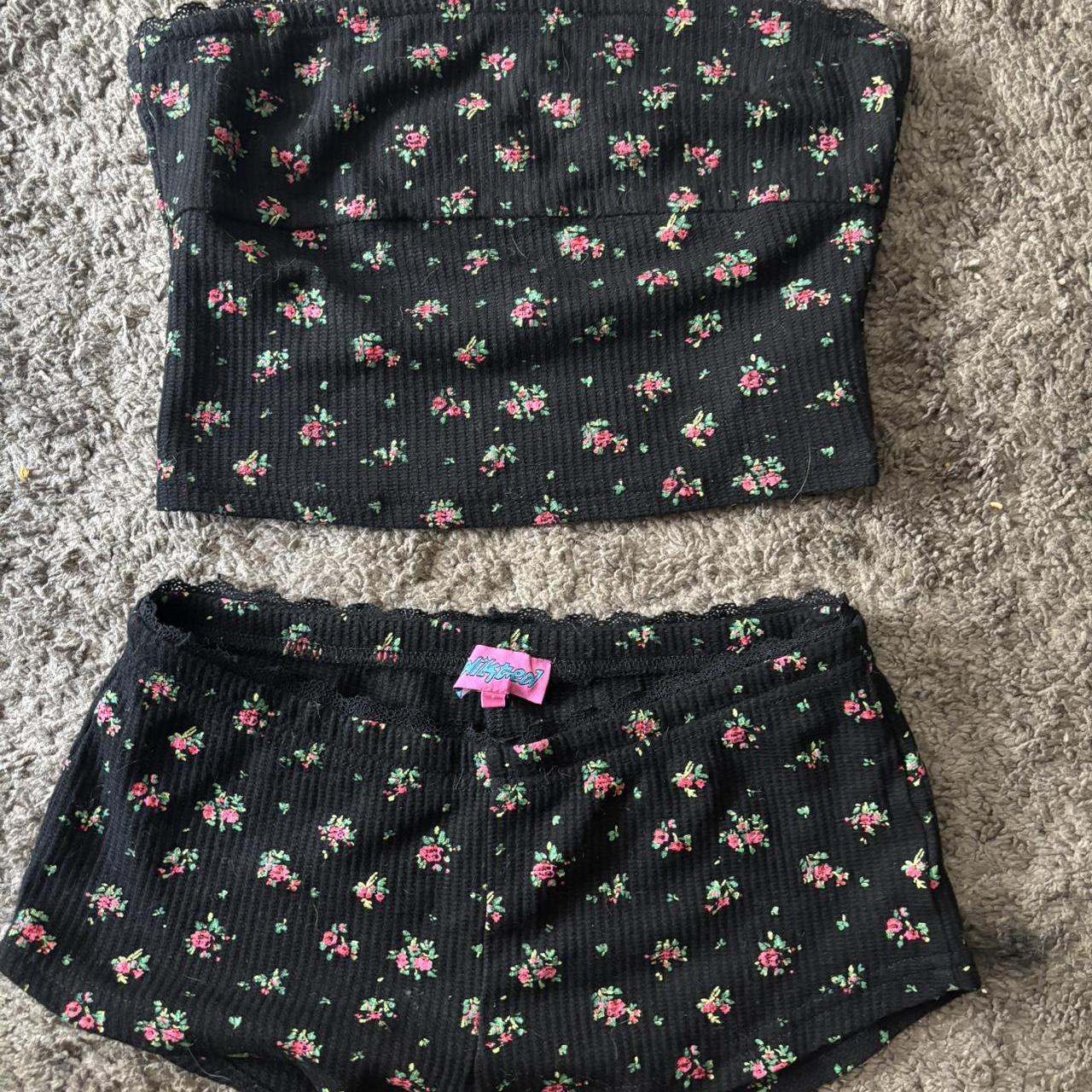Black and pink edikted floral loungewear set #floral... | Depop