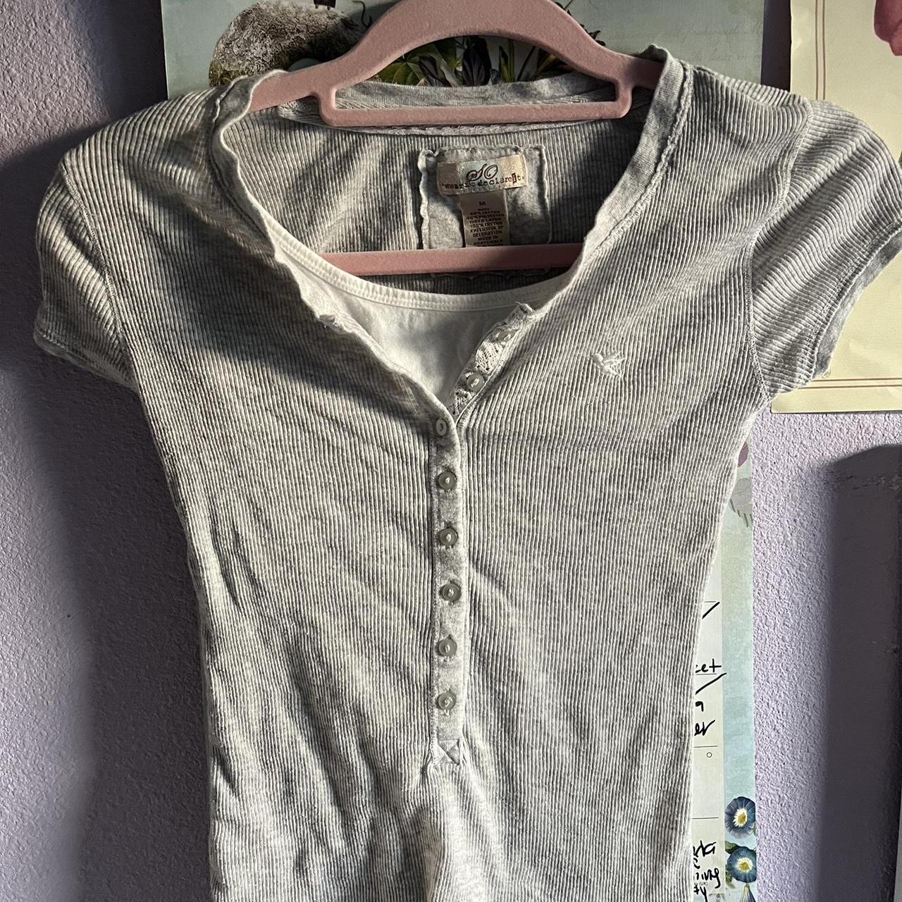 super cute simple top ~labeled size M ~tagged for... - Depop