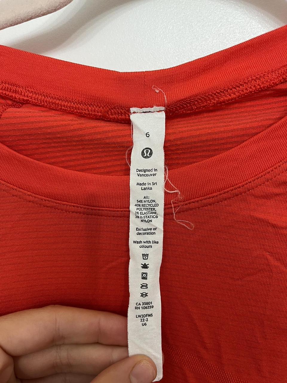 Lululemon red short sleeve top - Depop