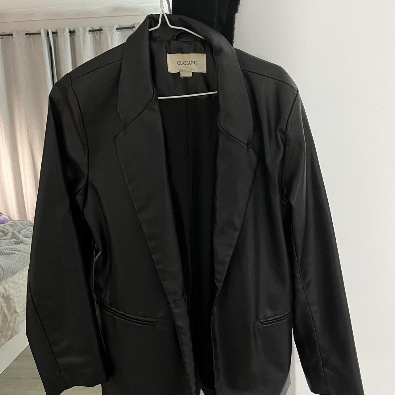 Black faux leather blazer Glassons Size M (i’m 5’3... | Depop