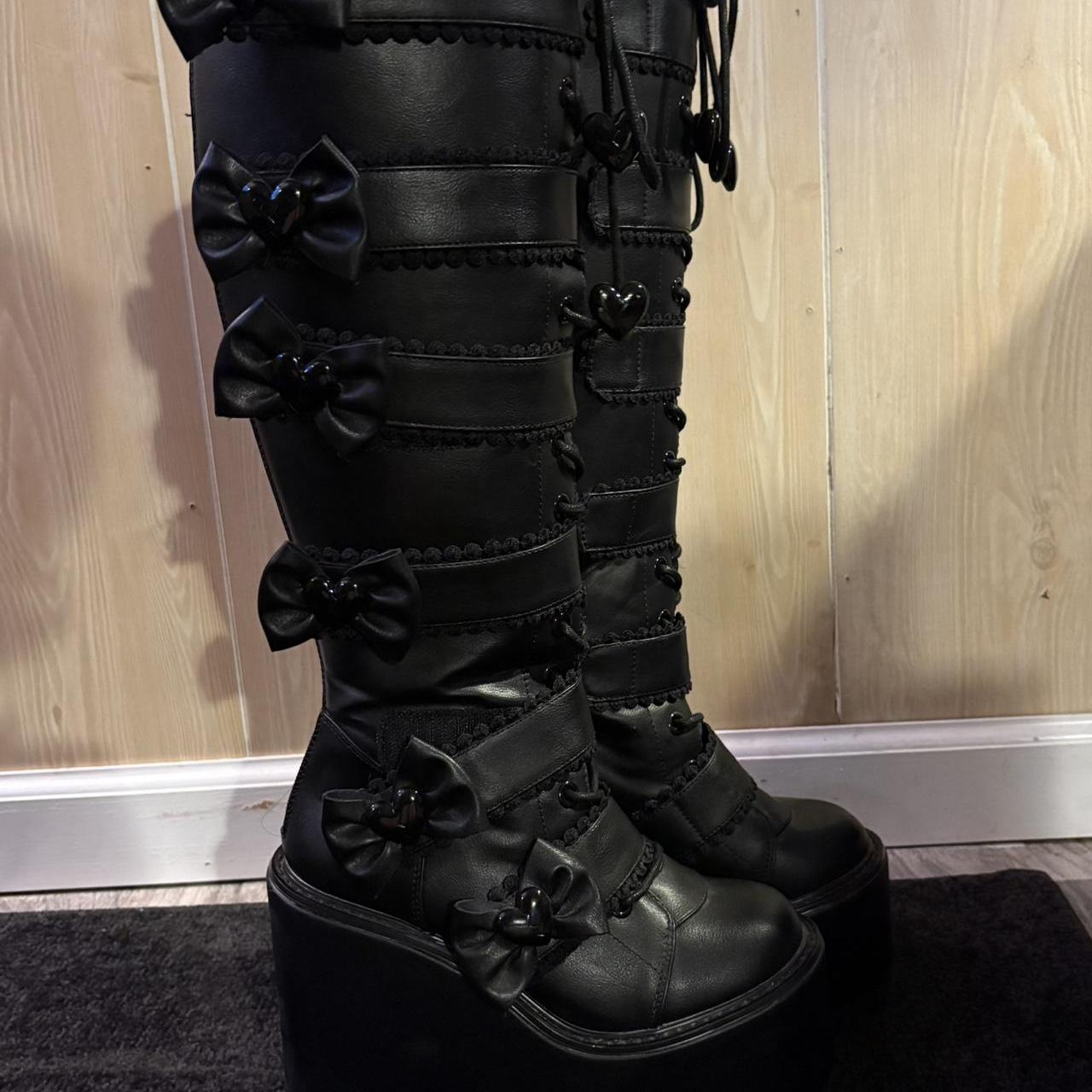 YRU Monster high-Elissa Bat Dune Boots: Size 8... | Depop