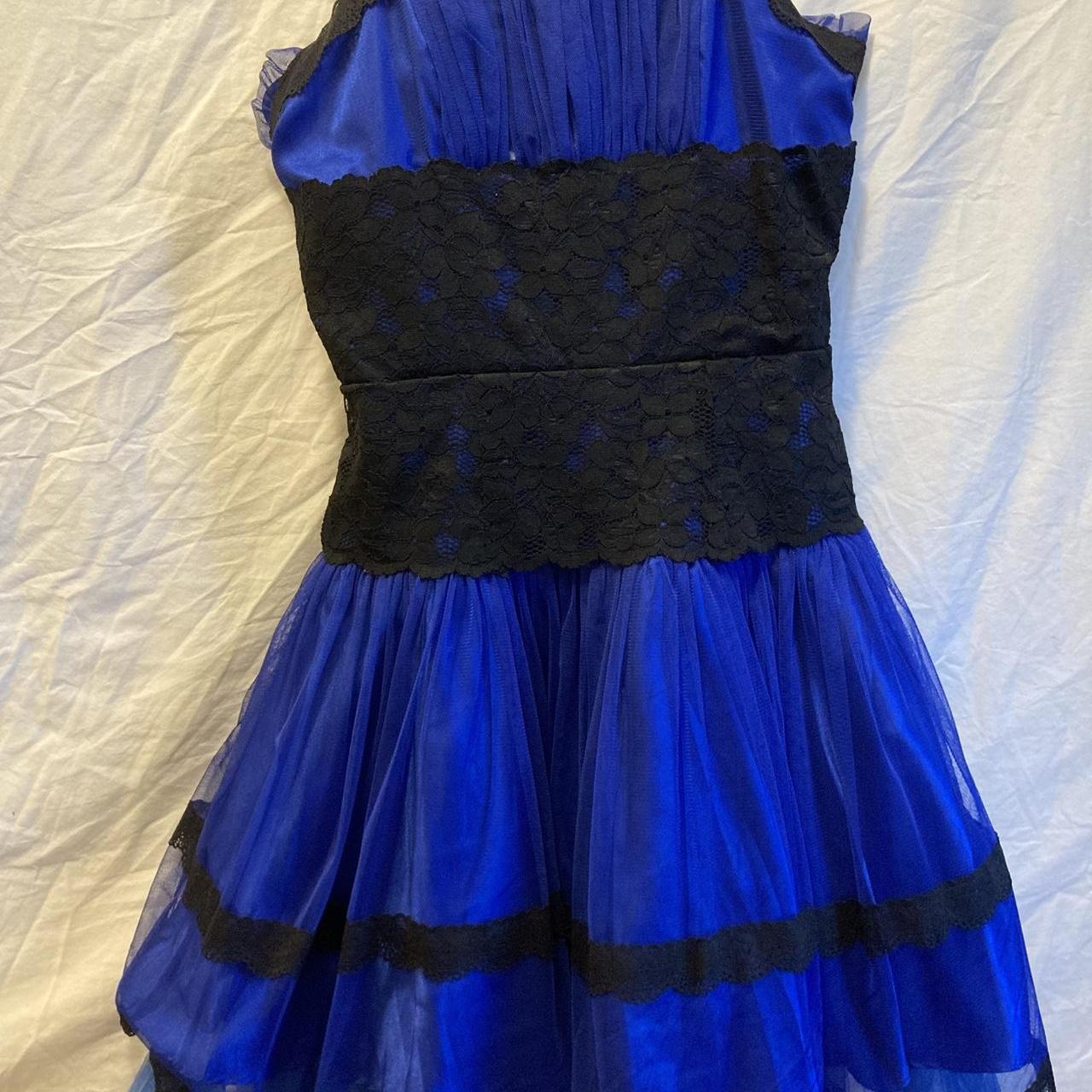 Emo Scene Queen homecoming/prom dress someone please... | Depop