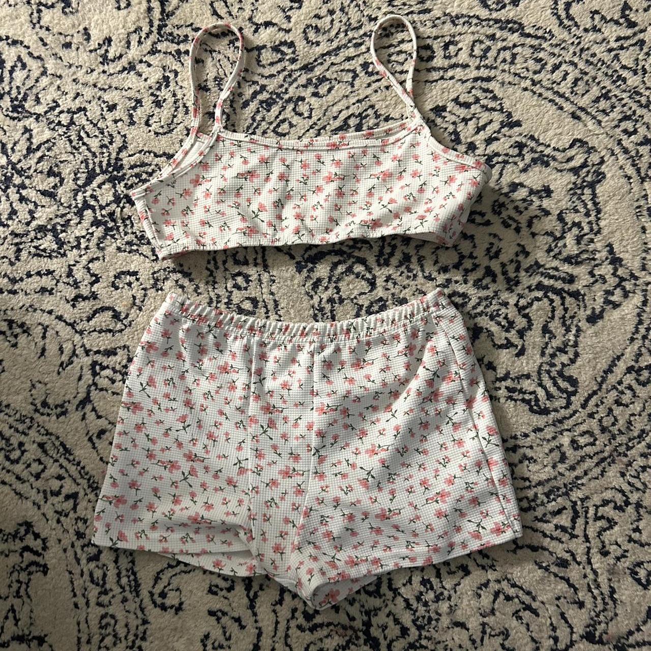 White and pink floral PJ set From #edikted | Depop