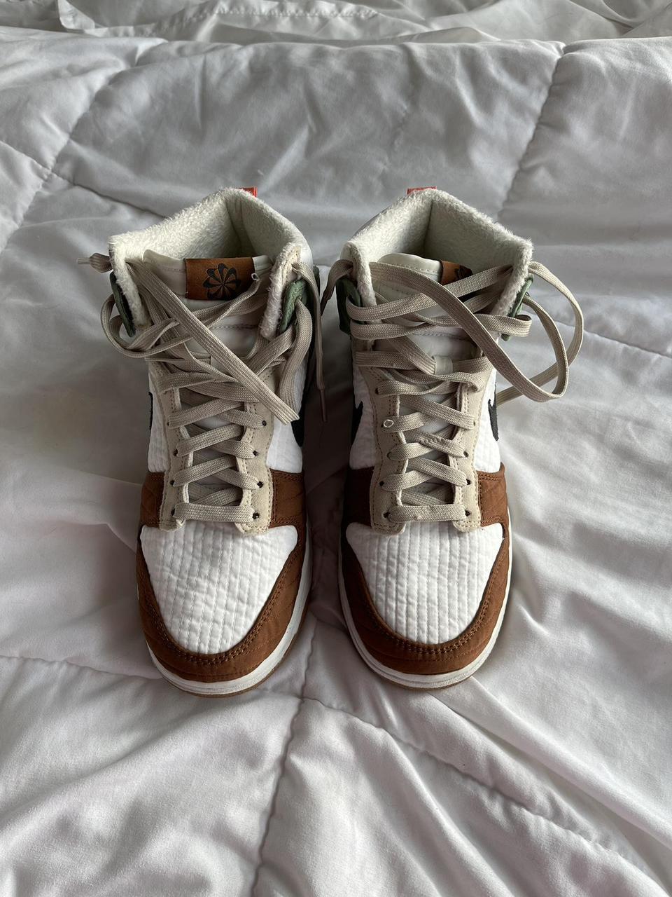 Nike Dunks- only worn once, very good condition - Depop