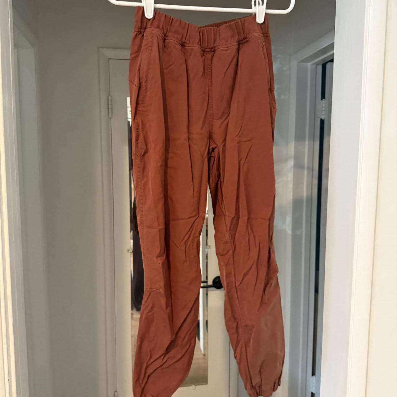 Lululemon Burnt orange joggers... | Depop