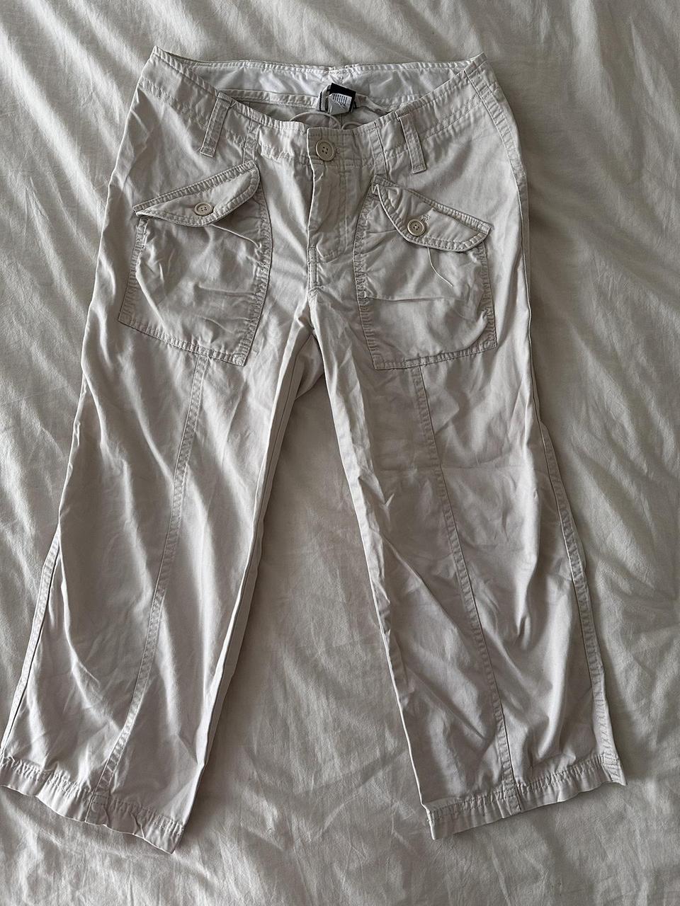 Gap cargo capris pants. Super cute cream color and... - Depop