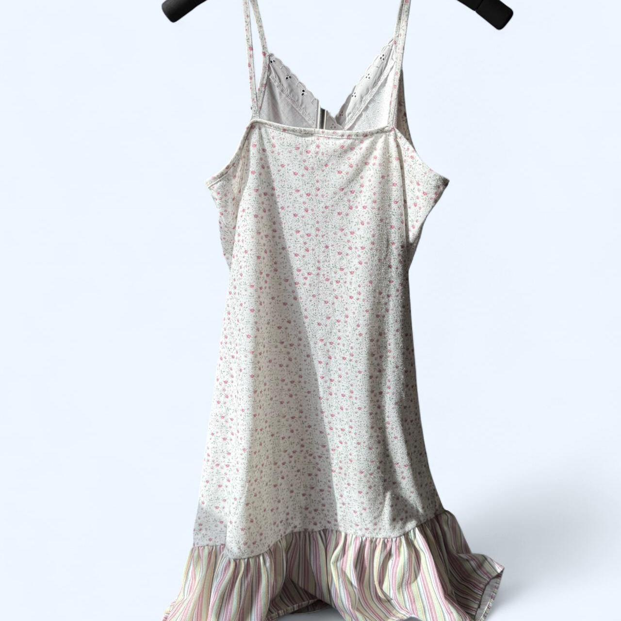 Adorable Mary Kate and Ashely pink and white... | Depop