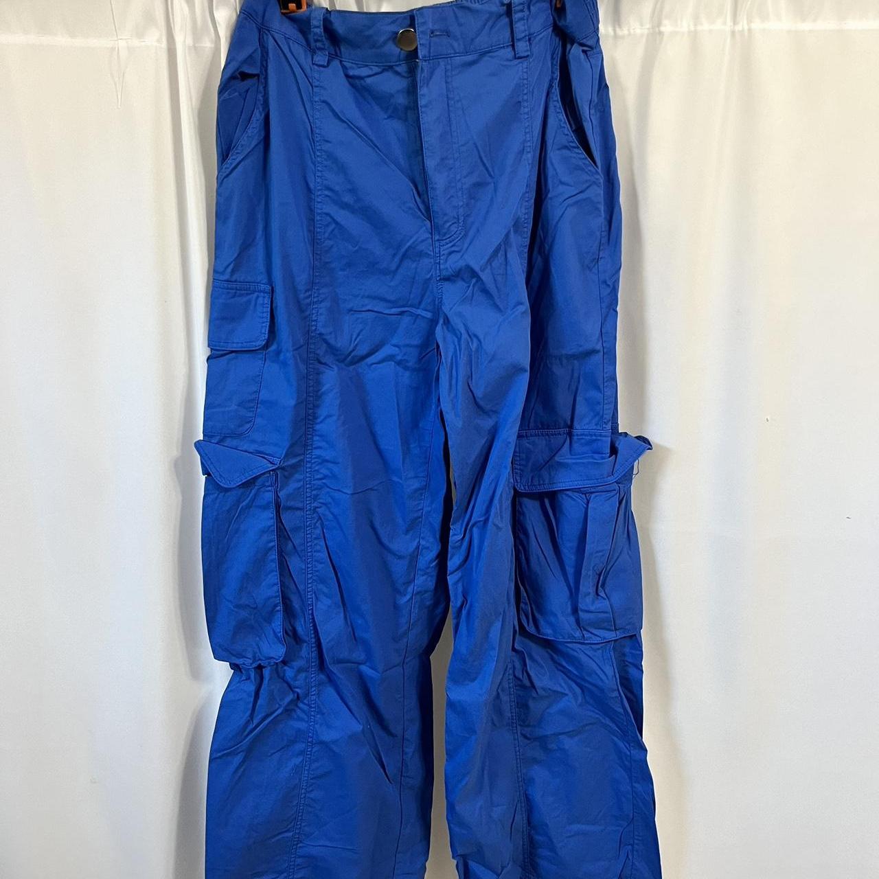 Blue cargo pants - Depop