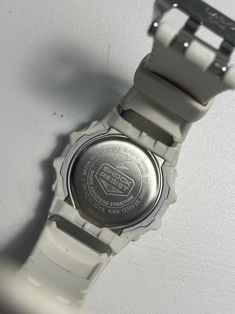 g shock white watch - Depop