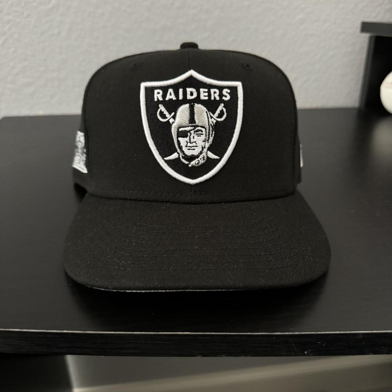 Las Vegas Raiders Fitted Cap Worn 1x Curved Size 7 1/2 - Depop