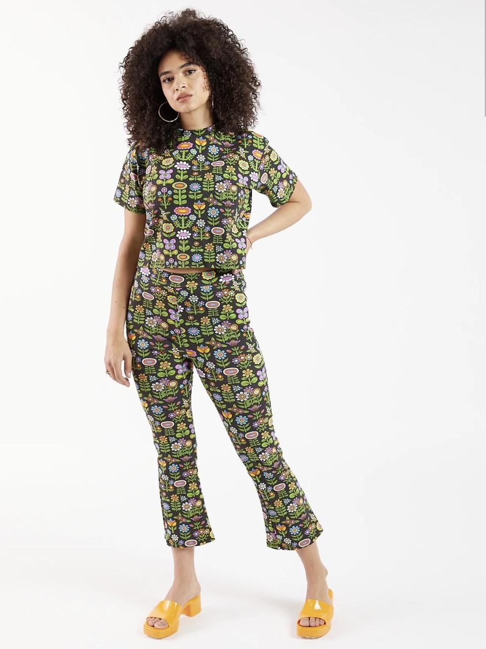 Size Large Nooworks awesome blossom Catalina linen... - Depop