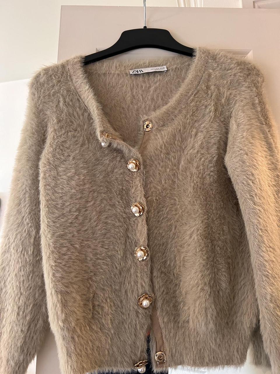 Zara pearl button cardigan - Depop