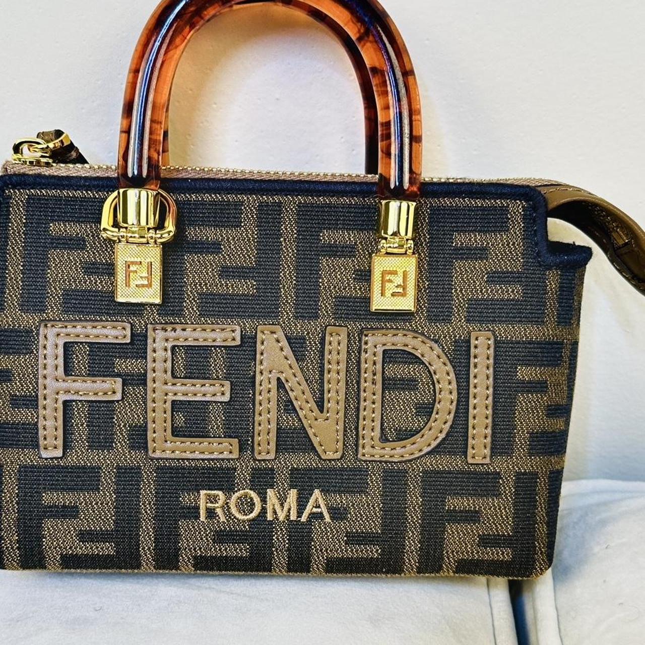 Authentic Fendi Roma small hand bag in an amazing... | Depop