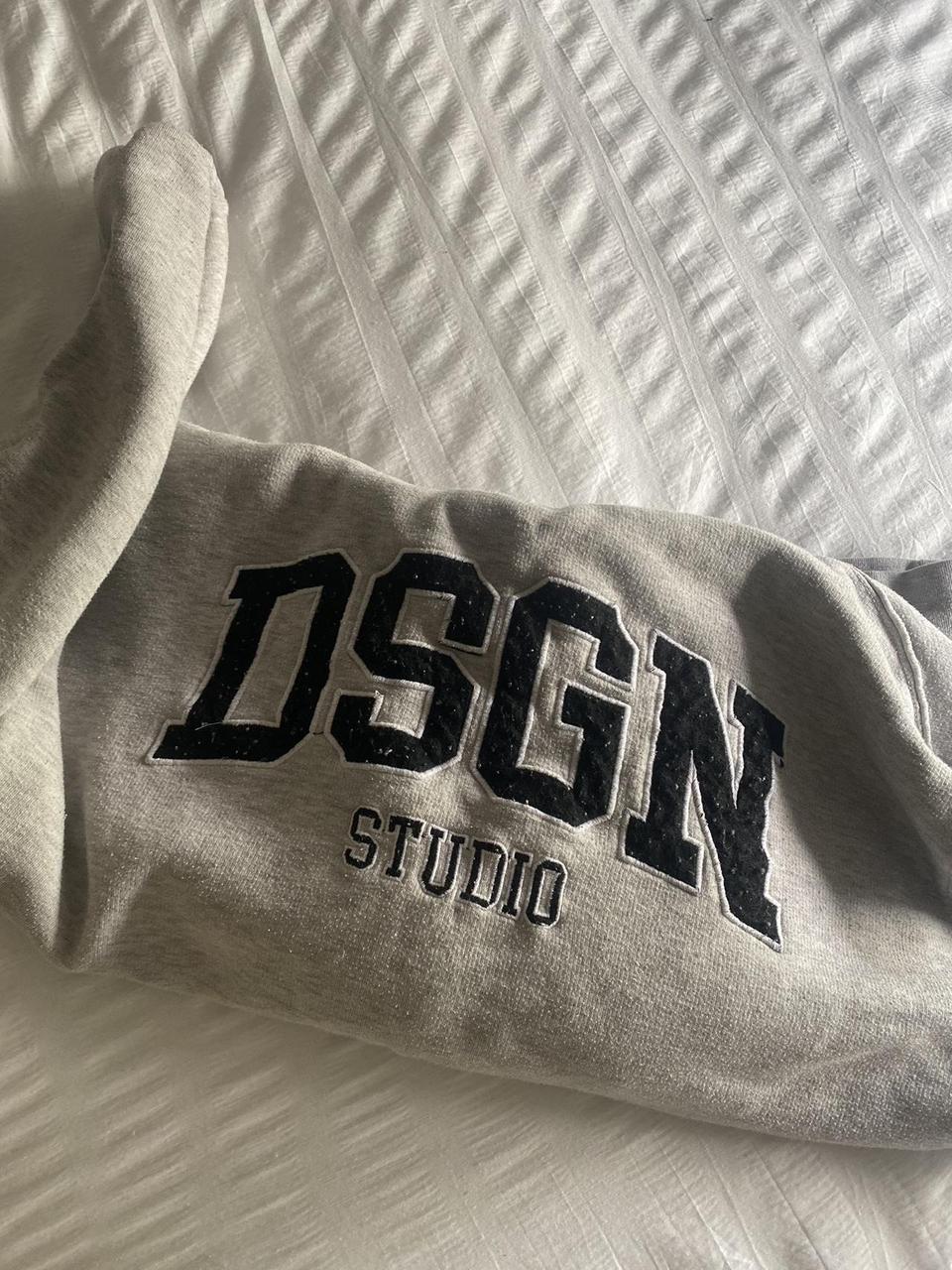 Boohoo dsgn studio hoodie oversized Size small - Depop