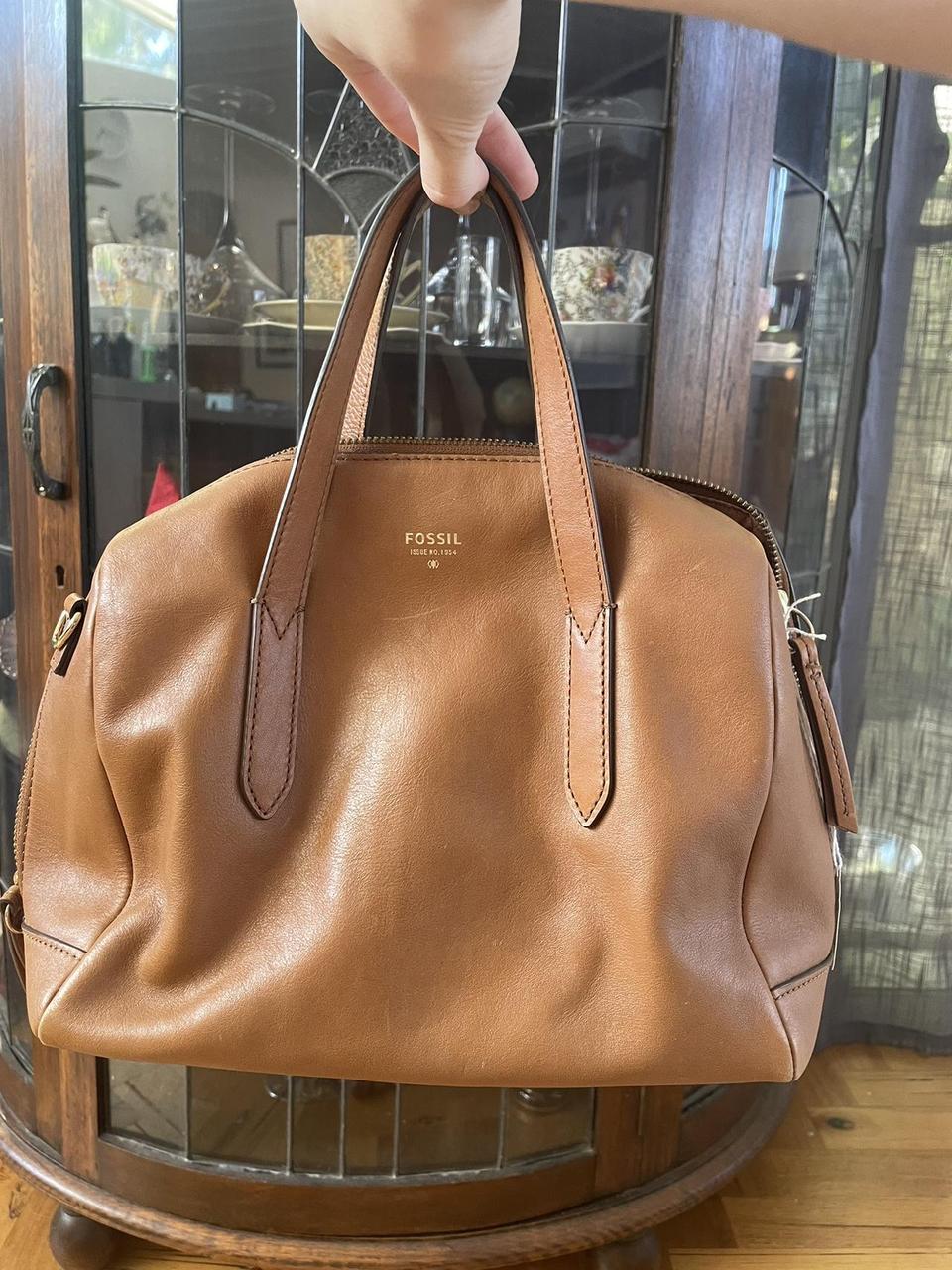 Vintage Fossil ‘Sydney Satchel’ - in near perfect... - Depop