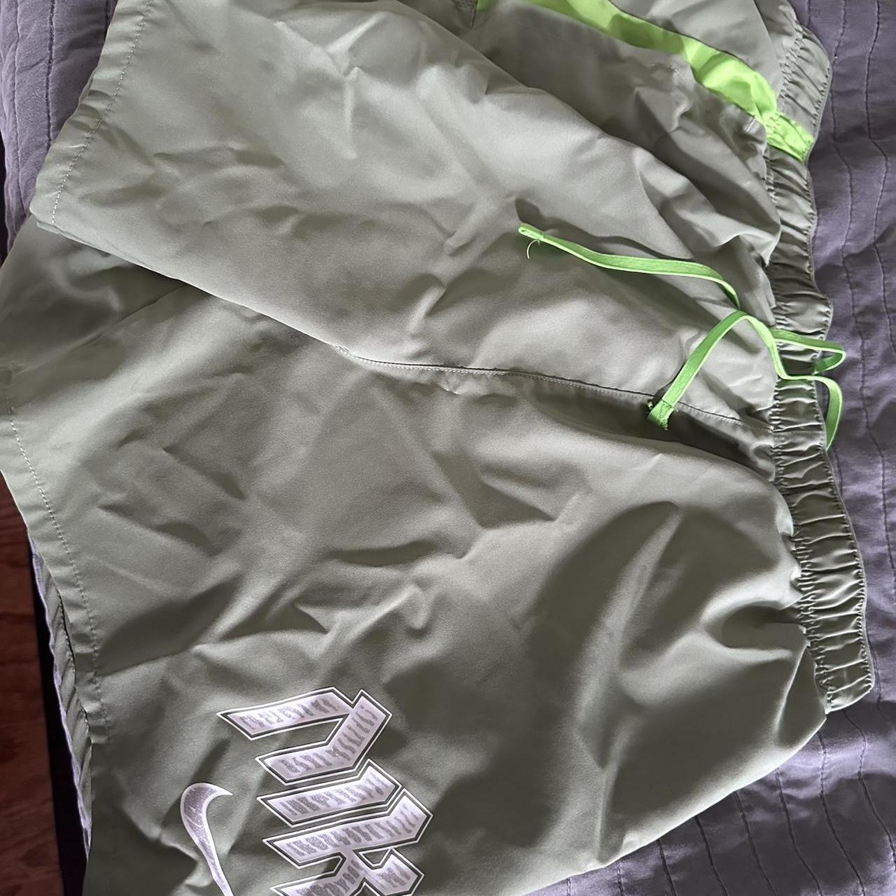 Nike shorts - Depop