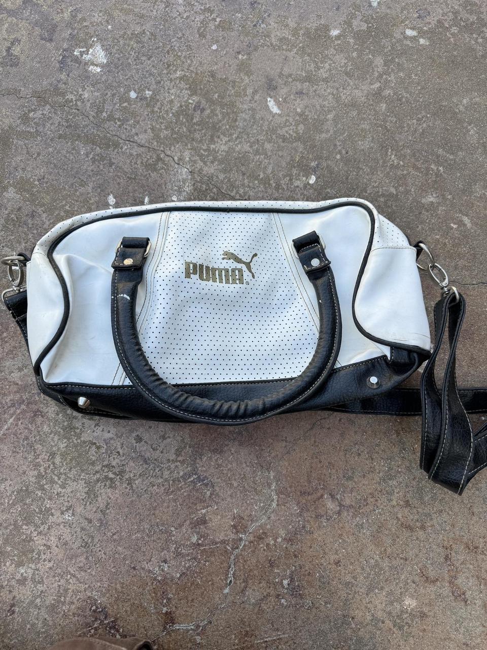 Puma Blokette purse - Depop