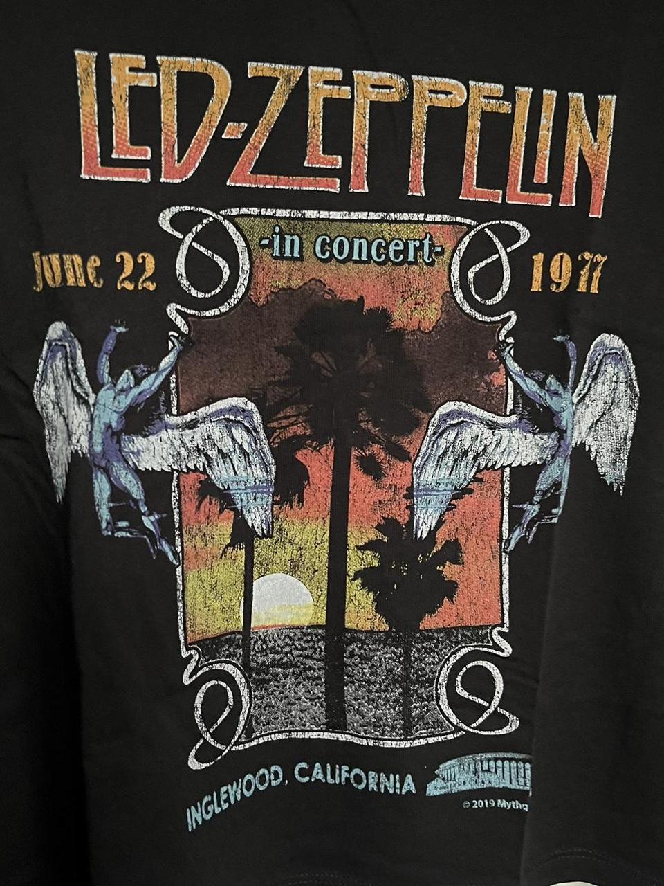 Led Zeppelin crop tee from H&M - size S Only worn a... - Depop