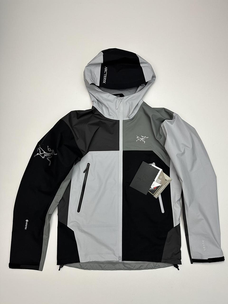 Arc'teryx x Beams Beta Jacket Tranquil Men’s M Medium - Depop