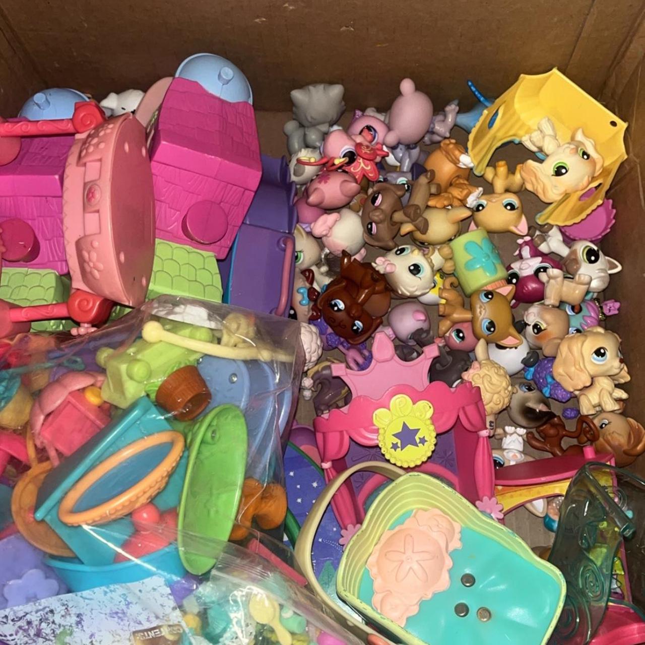 Lots Littlest Pet Shop toys with accessories #LPS... | Depop