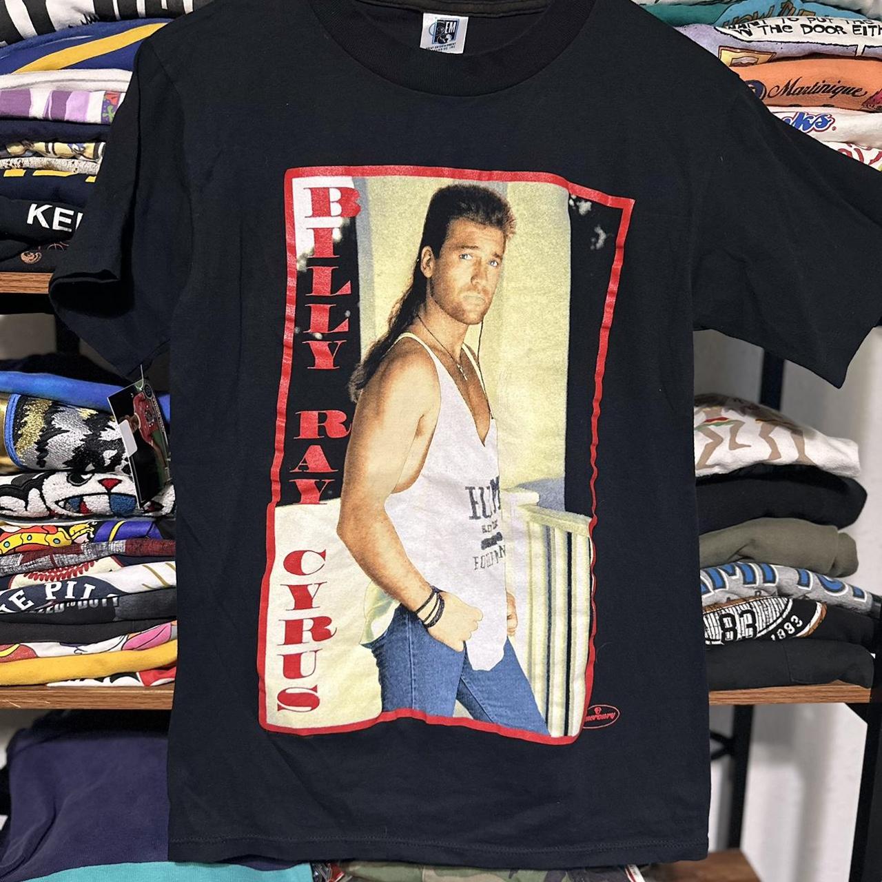 1993 Billy ray cyrus tour T size M 17.5x27 - Depop