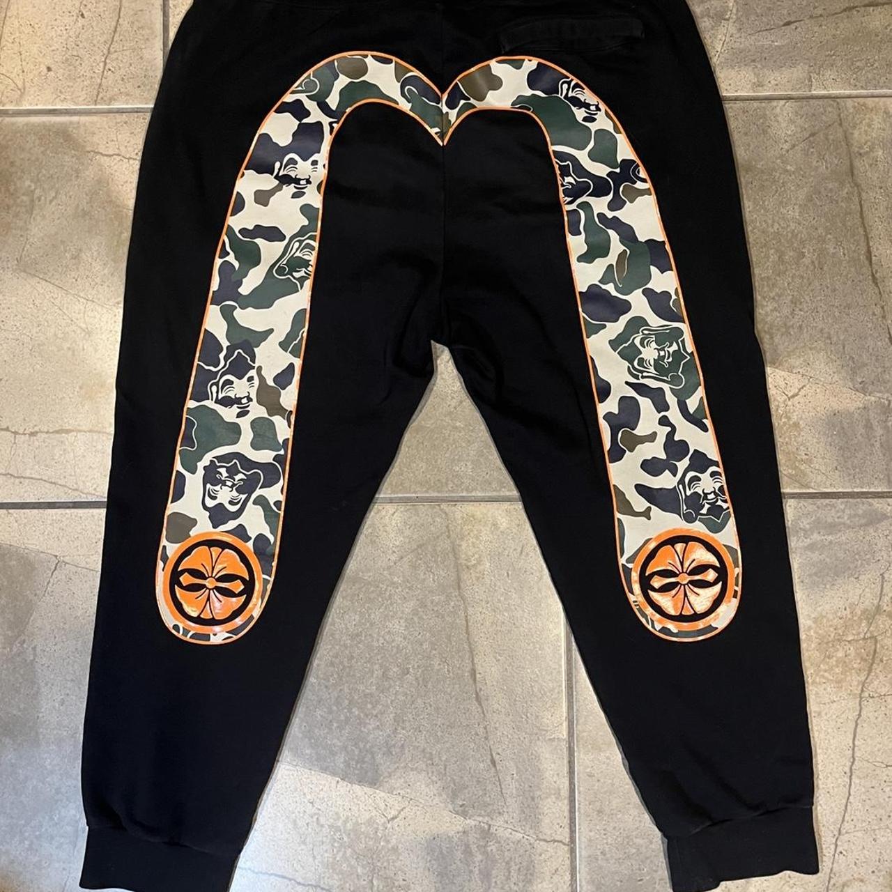Evisu sweatpants -tagged xl but fits large -8.7/10... - Depop