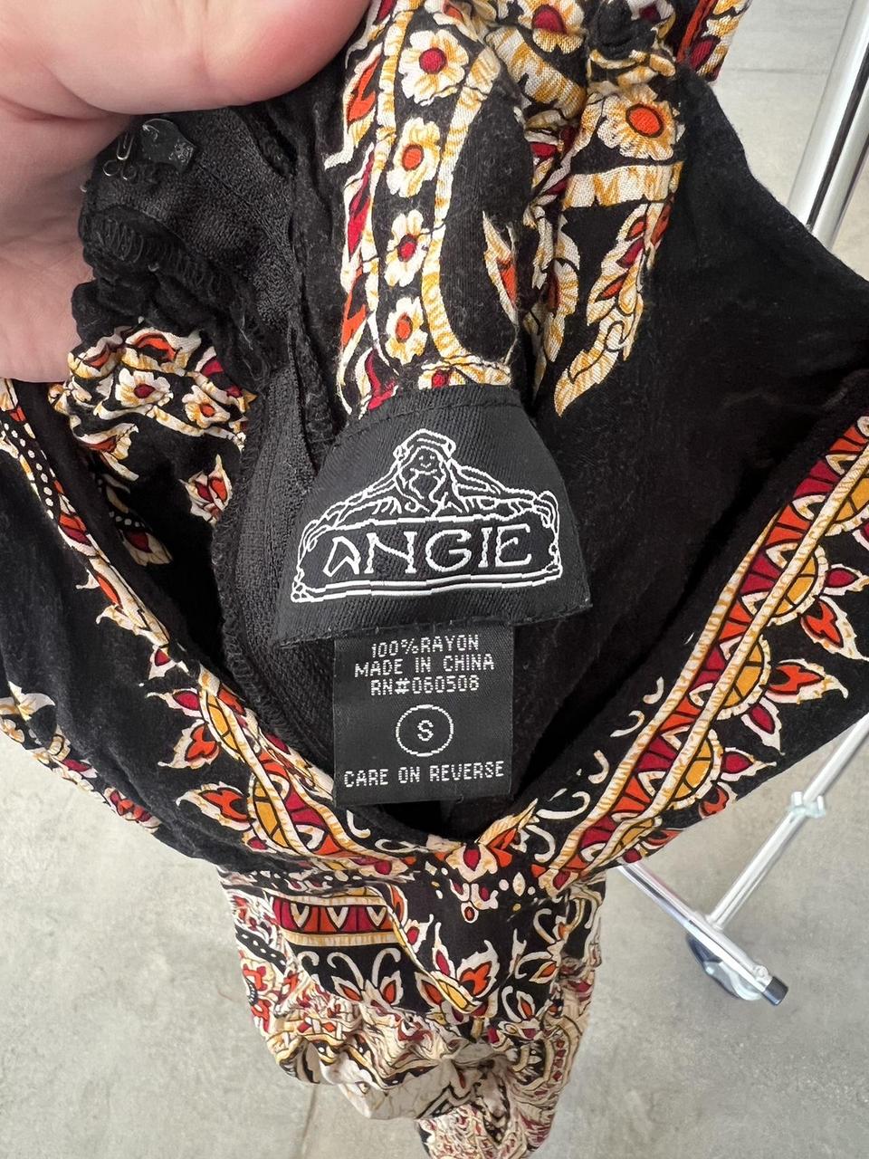 Angie Long Maxi Dress Size 6 Beautiful dress in... - Depop