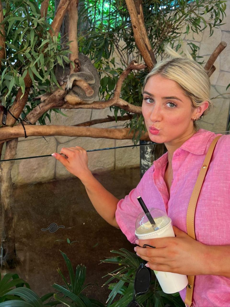 Ghanda pink linen short set size s $30.00 - Depop