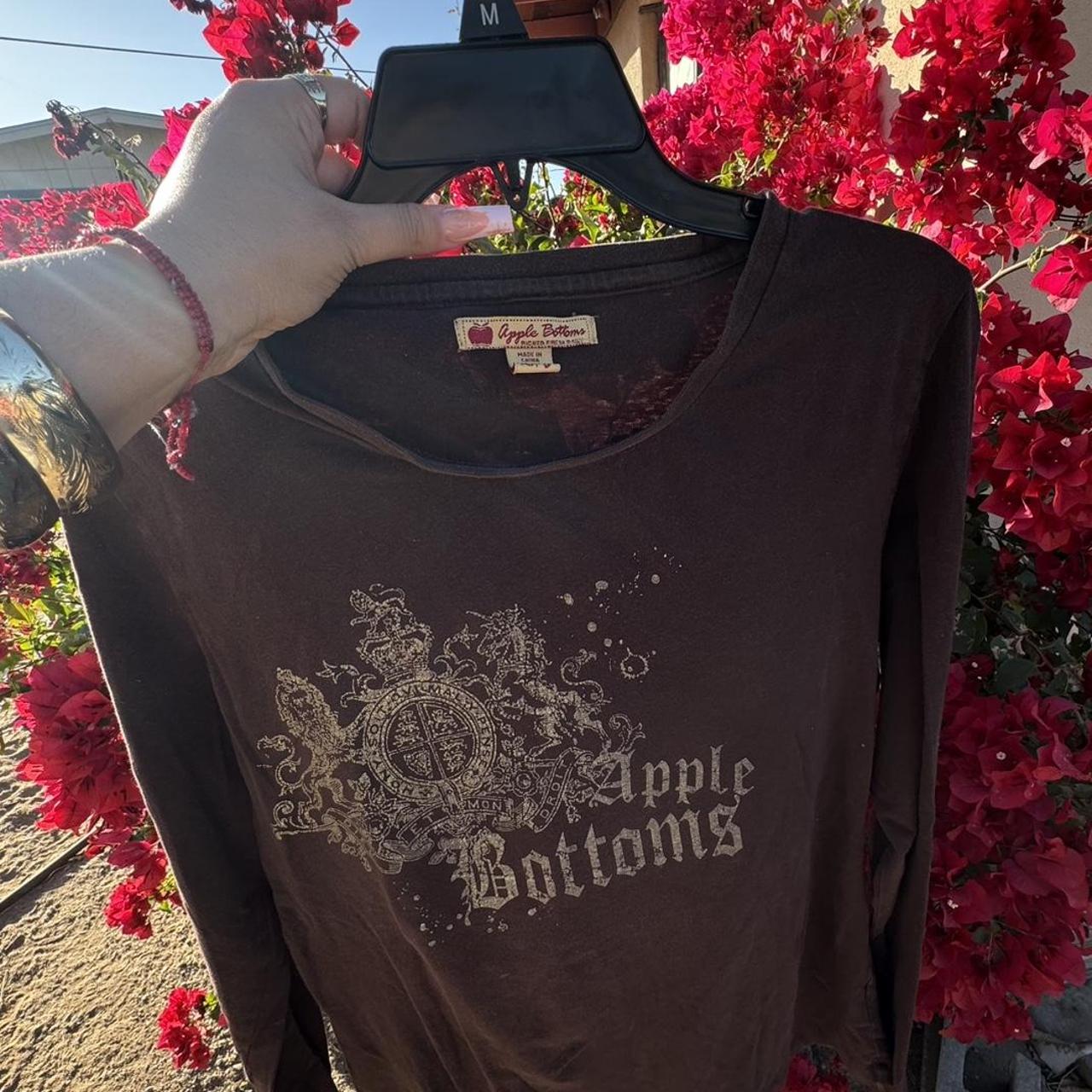 🤎 Y2K vintage Brown Apple Bottom shirt. 🤍size:L... | Depop