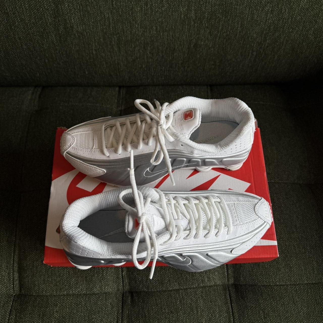 Nike R4 Shox Price: $100 Size: US7.5M/ US9W (26... | Depop