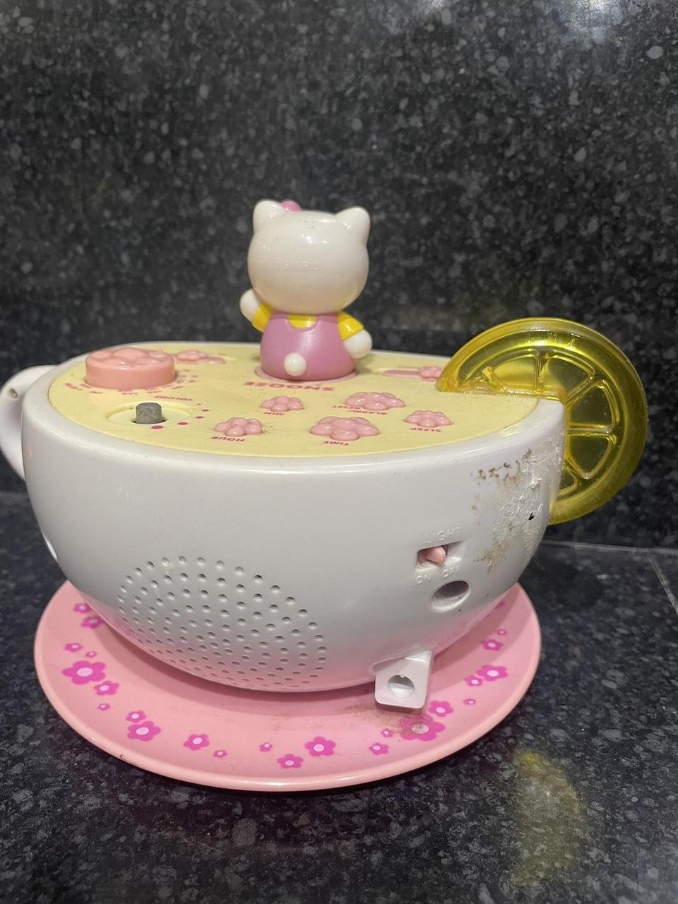 Hello kitty 200s tea cup alarm clock -fully... - Depop