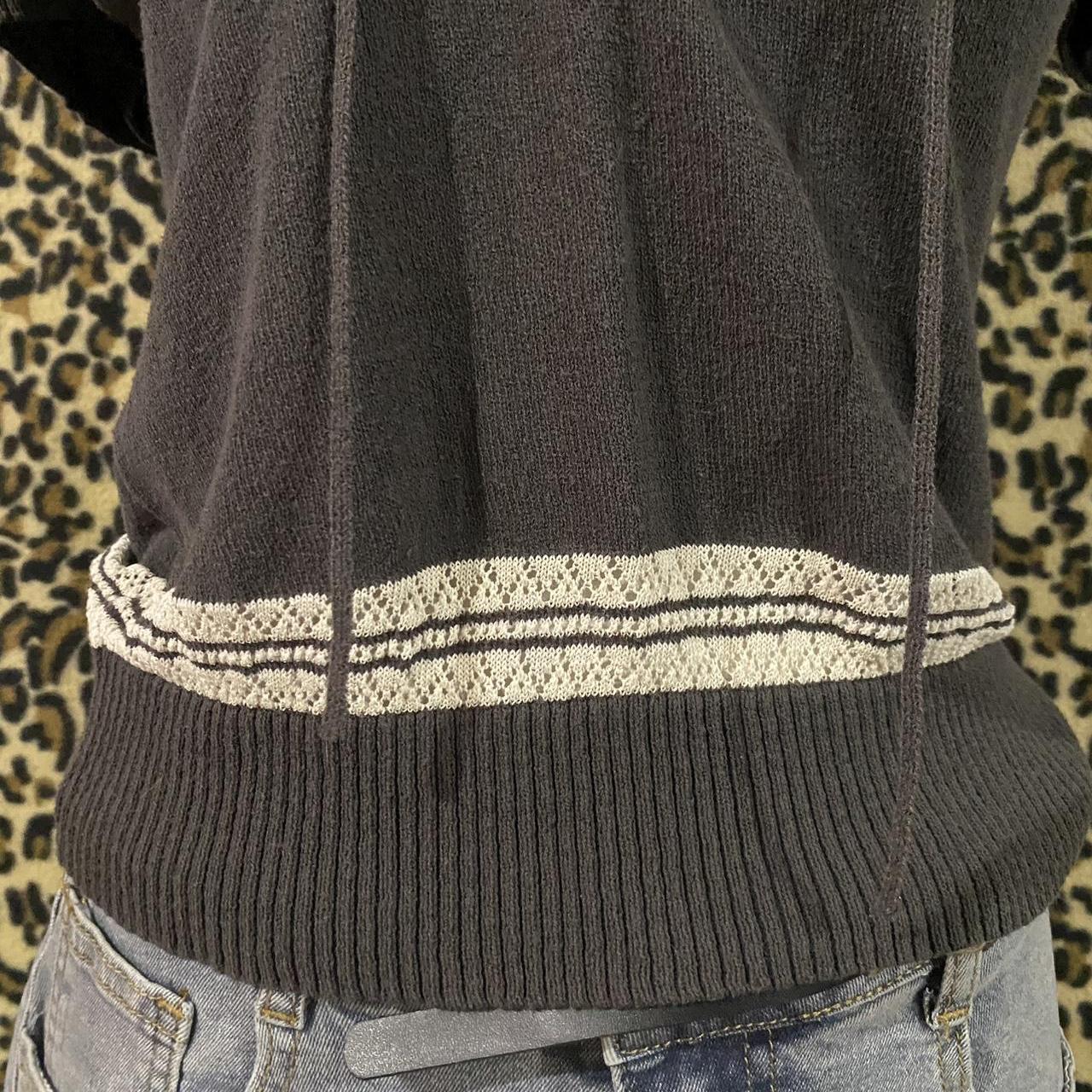 super cute boho 2000s knit fabric top so cute with... | Depop