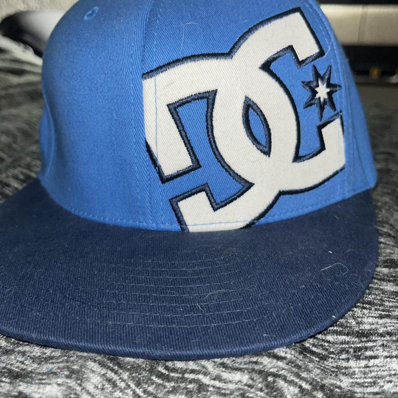 DC FITTED HAT BLUE L / XL - Depop