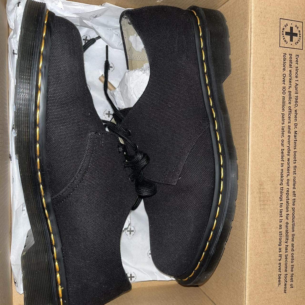 Dr Martens low shoes - Depop