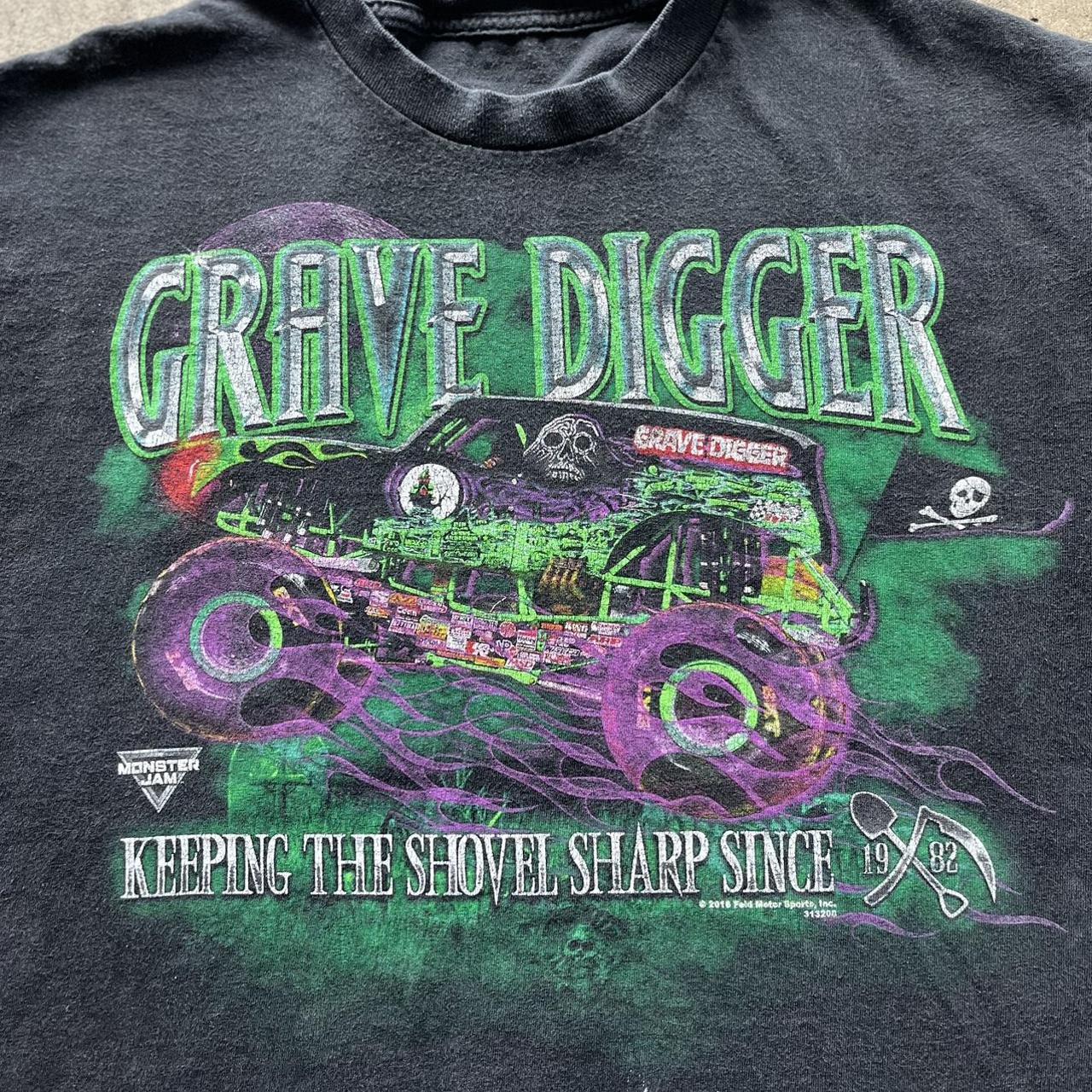 cyber y2k grave digger monster jam tee shirt... - Depop
