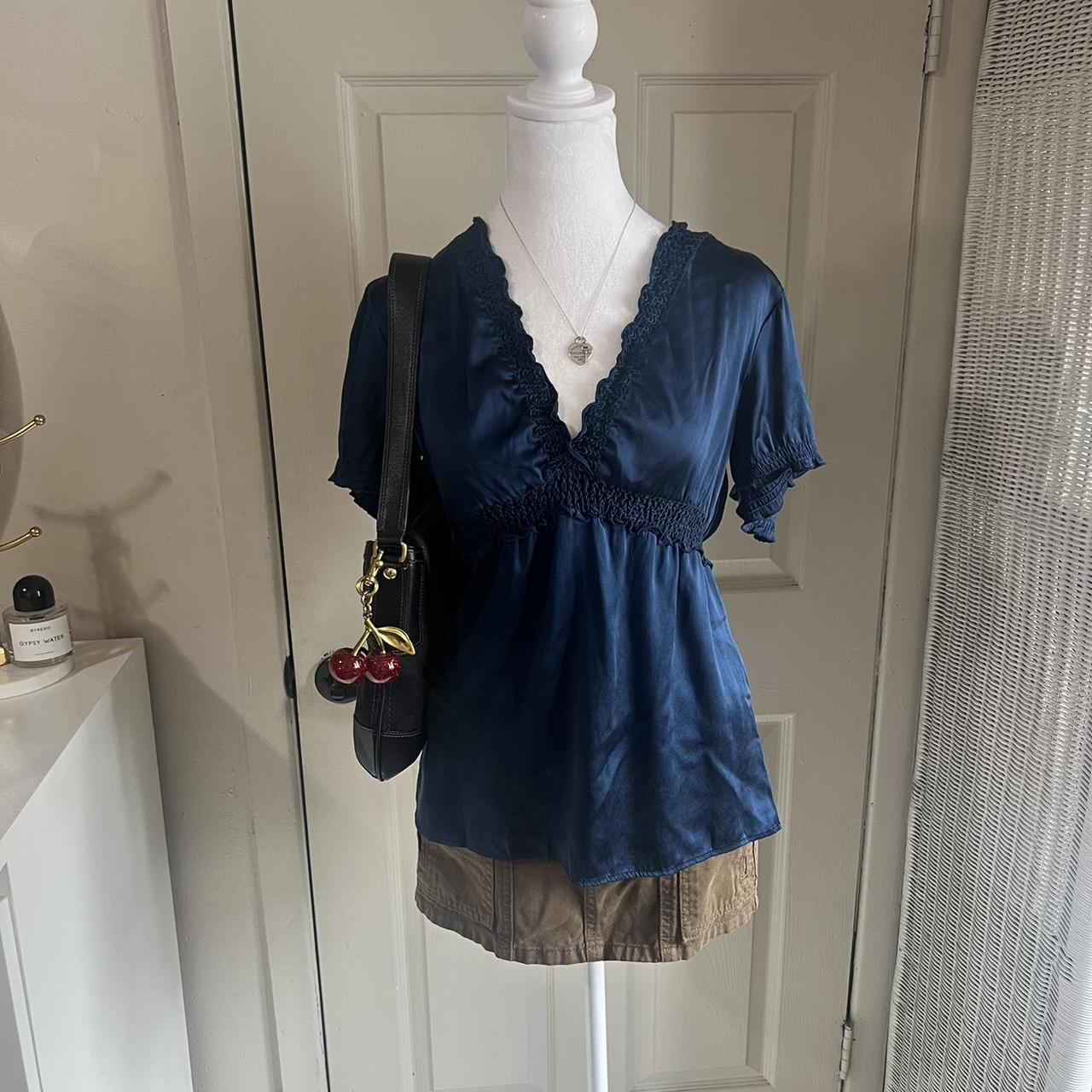 💋🍒 Y2K BCBGMaxazria Babydoll Silk Frilly Flouncy... | Depop