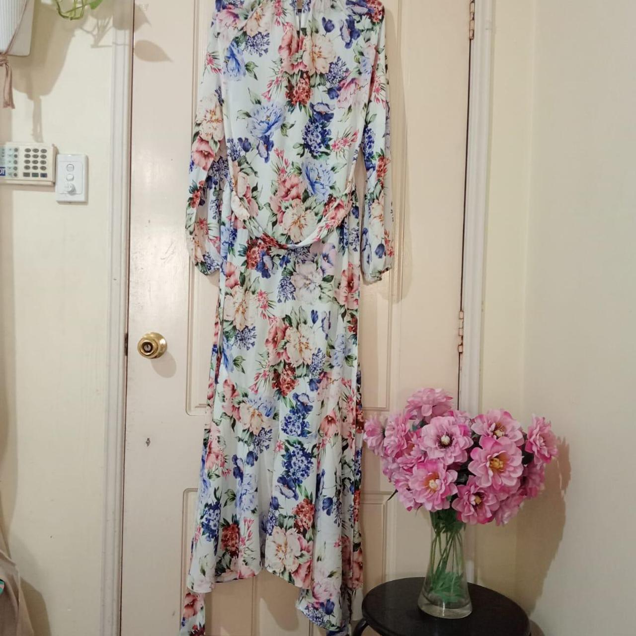 Sheike Austin Blooms Floral Maxi Midi Dress Size... | Depop