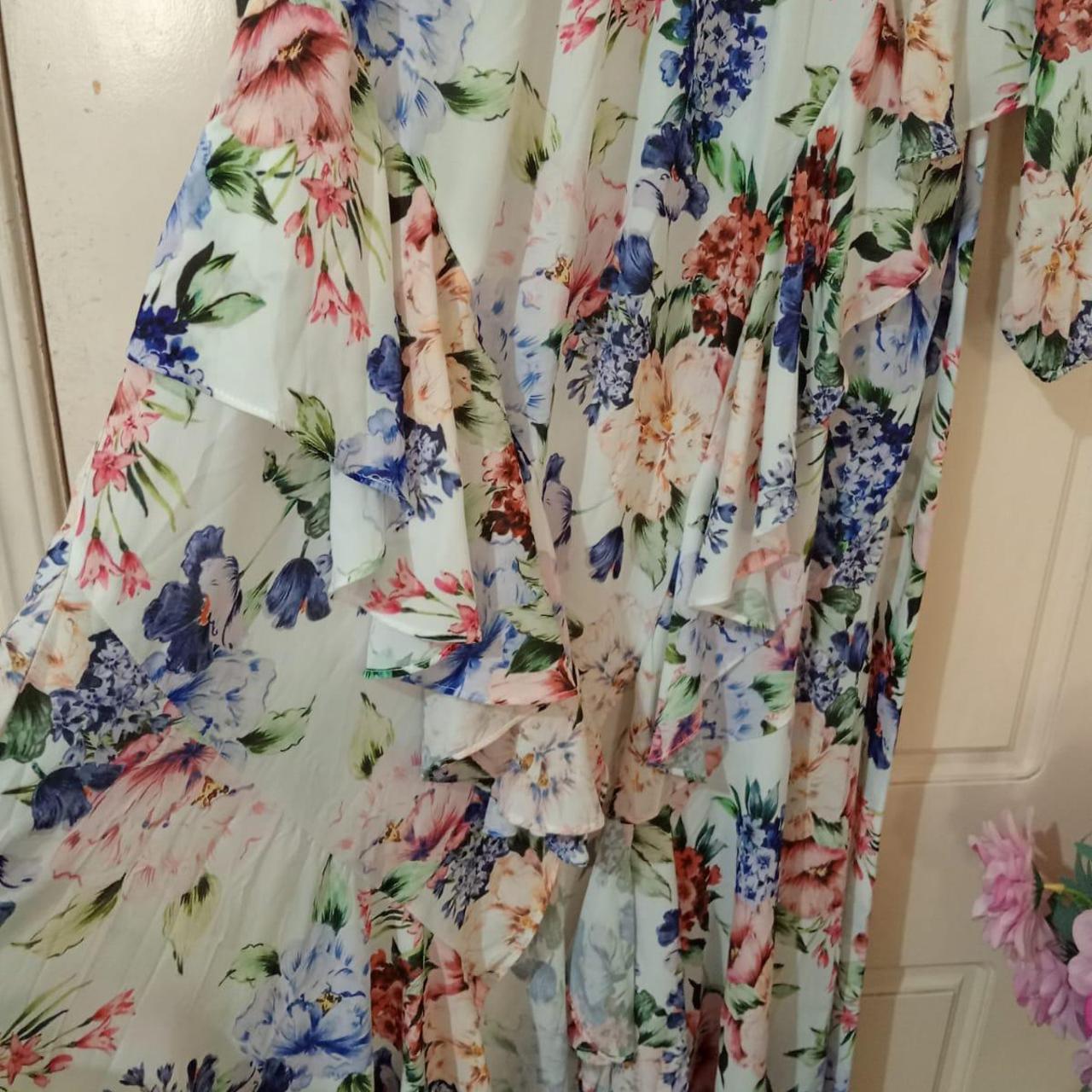 Sheike Austin Blooms Floral Maxi Midi Dress Size... | Depop