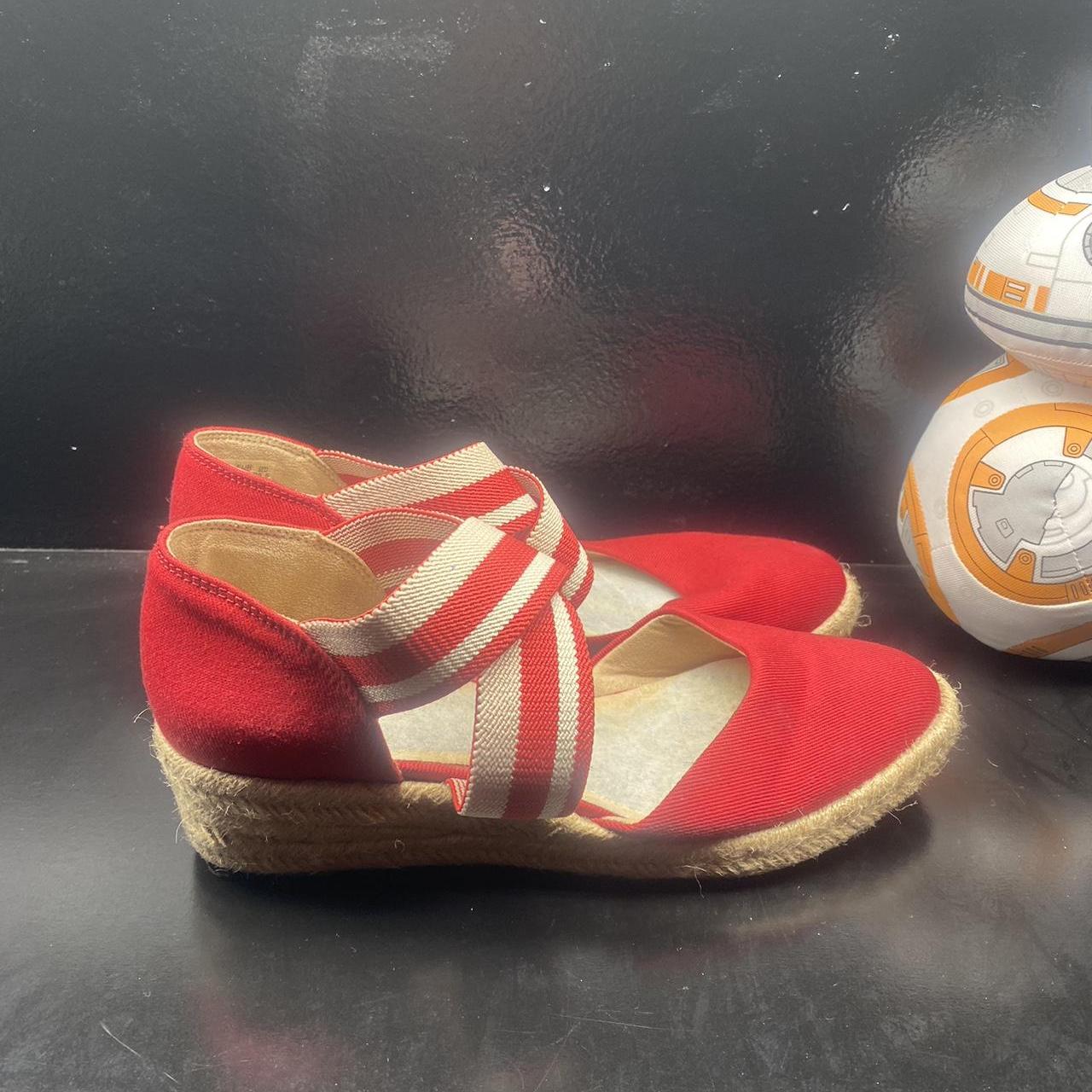 LifeStride slingback wedge Red wedge shoes. Size... - Depop