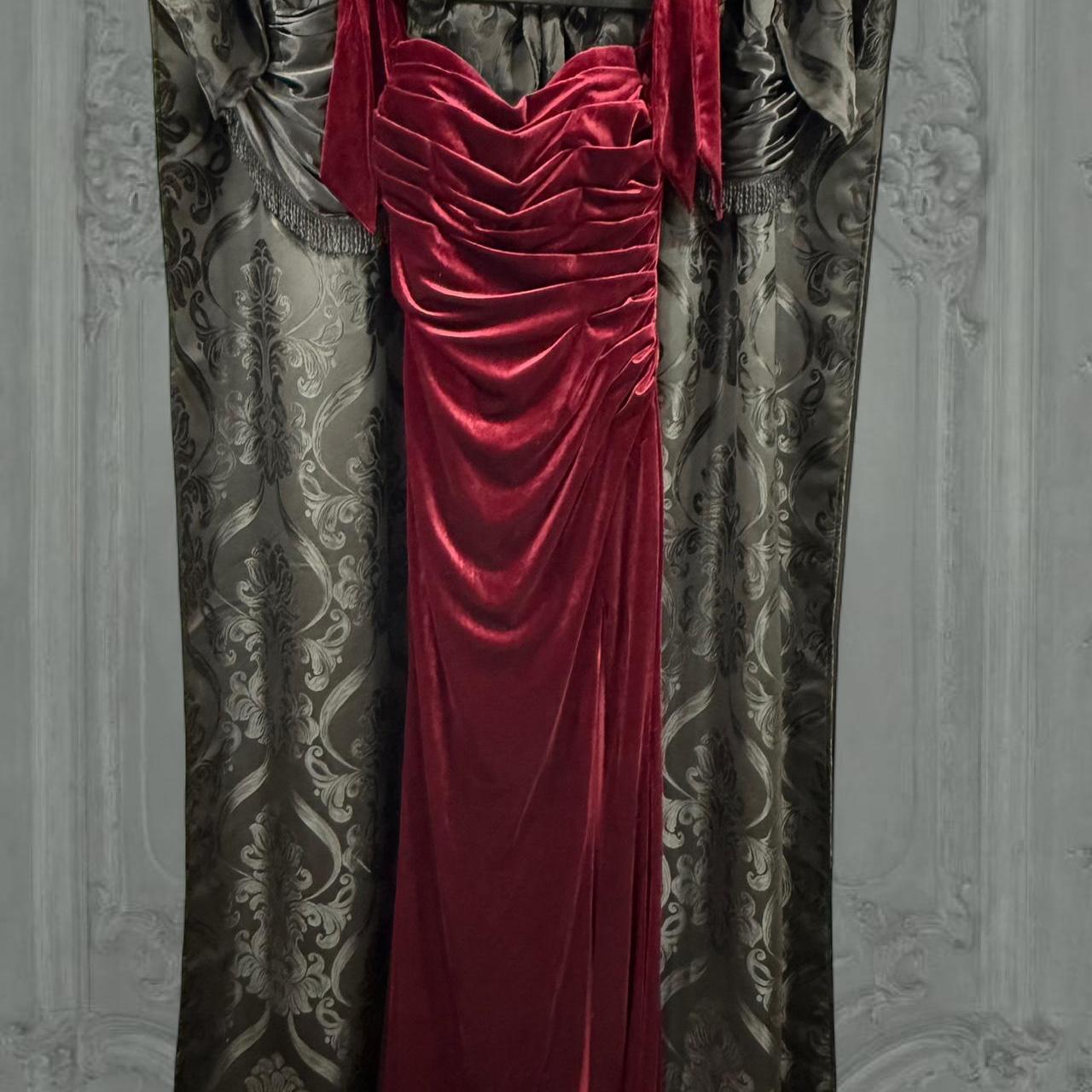 Vintage Chicas formal gown dress, made of a gorgeous... | Depop