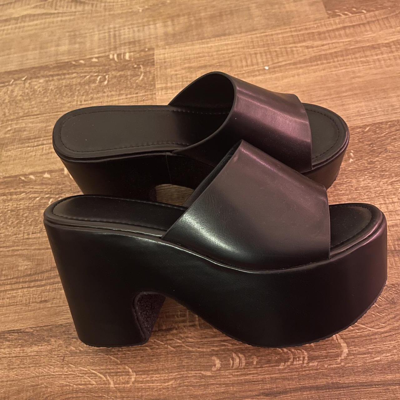 SHEIN Platform Sandals 🖤 #platforms #sandals #shein - Depop