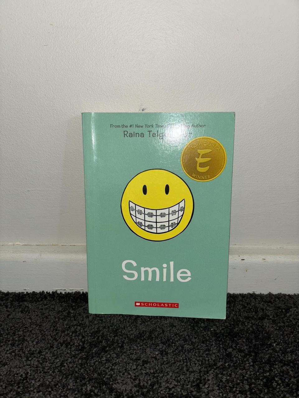 smile book. - Depop