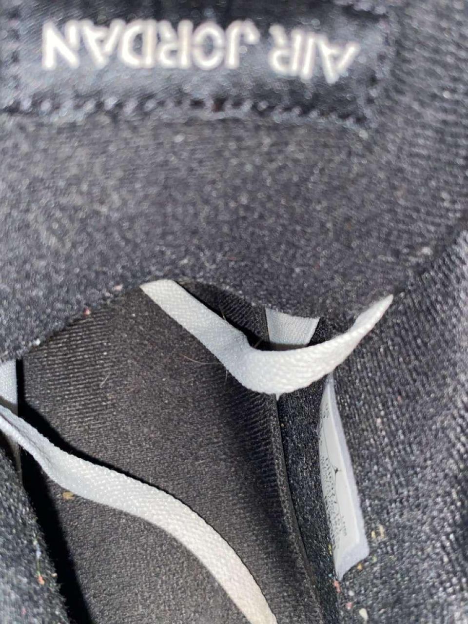 jordan 4 red cements (real with box) SIZE MENS 9 In... - Depop