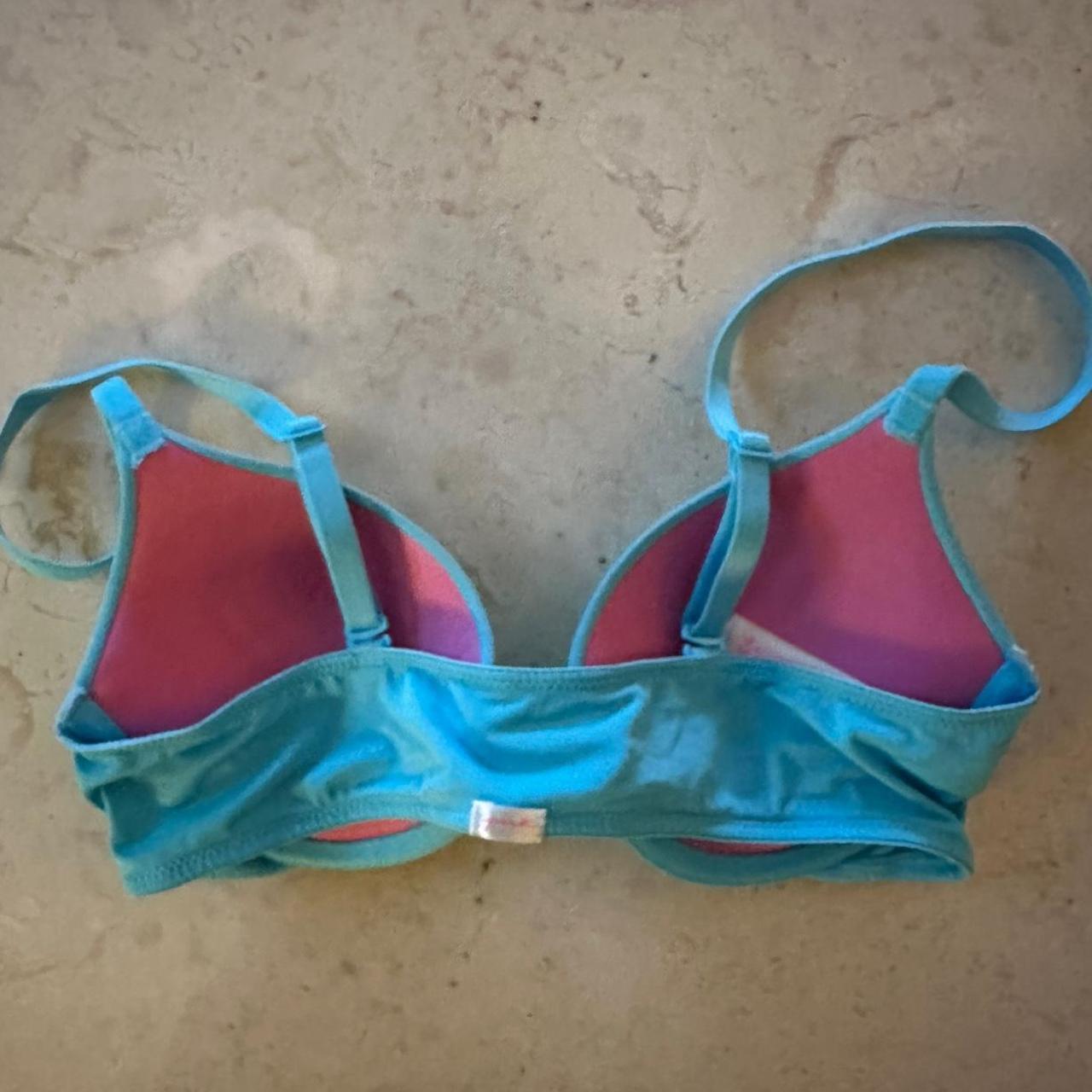 Victoria's Secret blue push up bra, size 32A. Clasps... | Depop