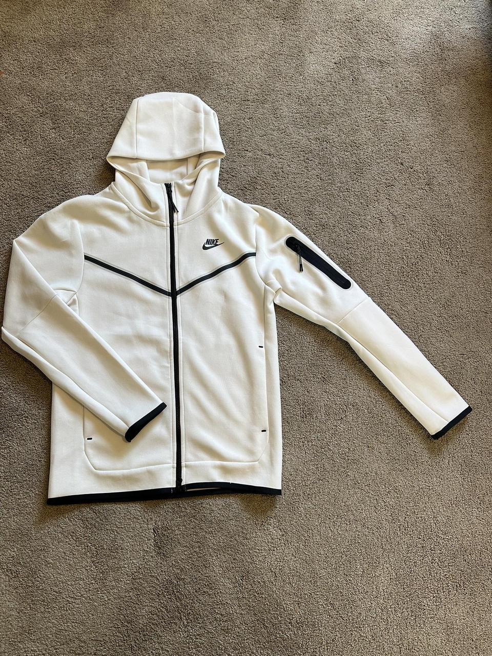 White Nike Tech Brand new no defects Size Small - Depop