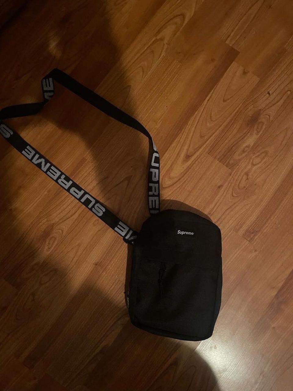 Supreme bag - Depop