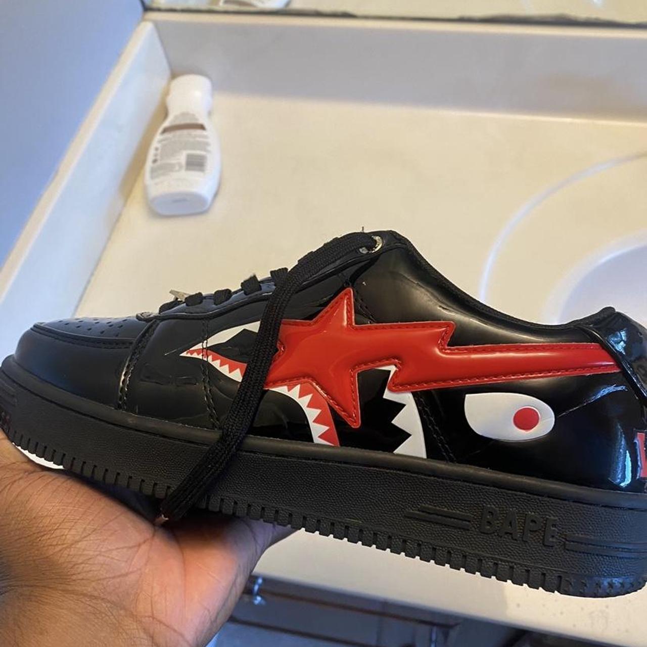 Black and Red Bapestas Size 11.5 Lowtop - Depop