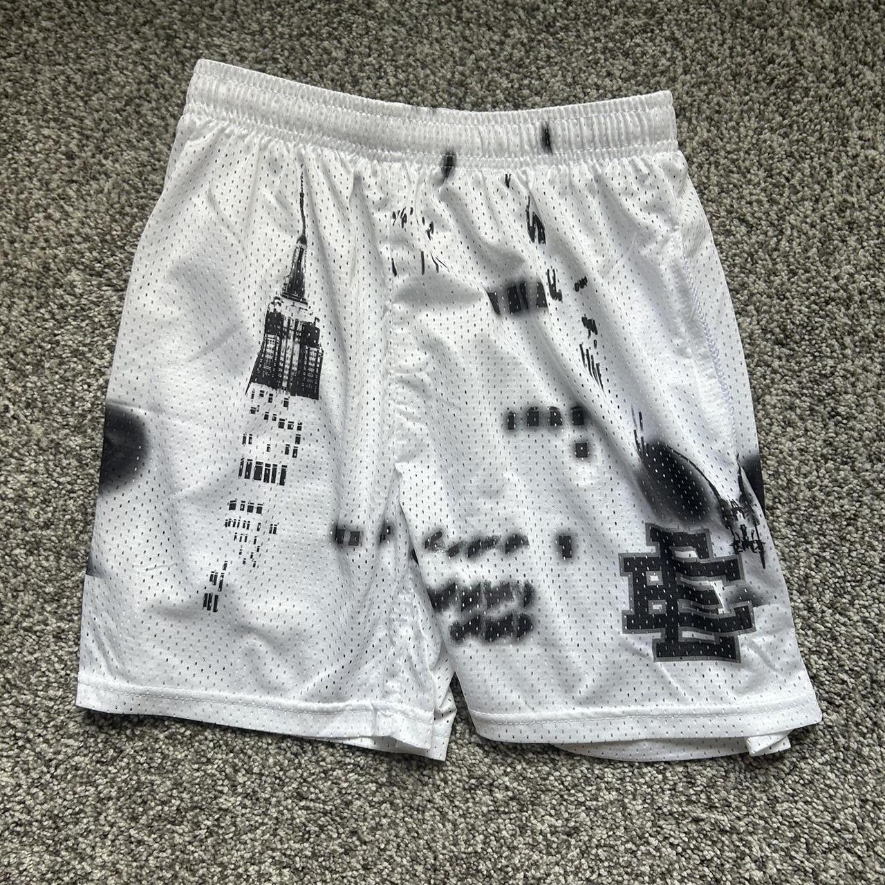 EE Shorts “Skyline” White - Depop